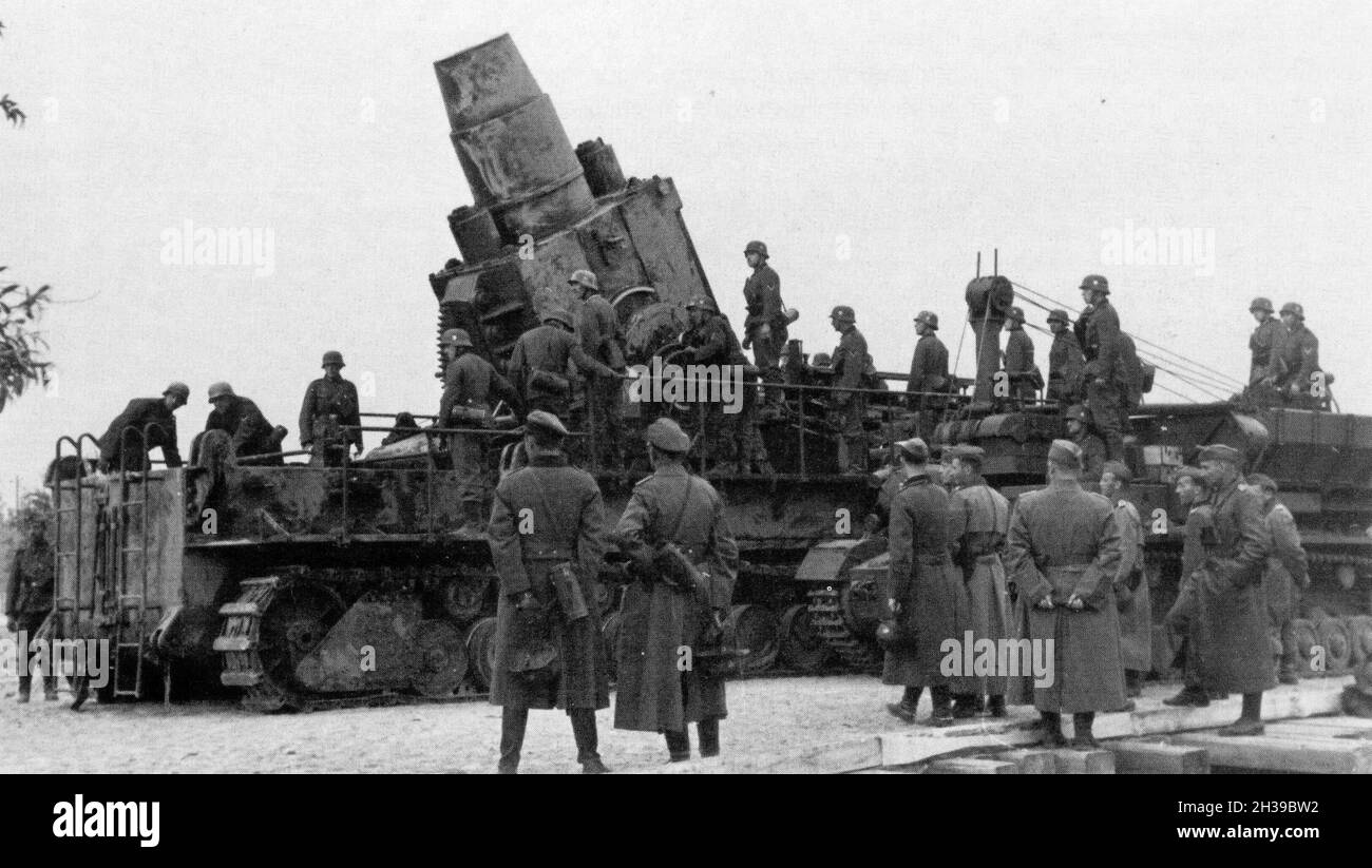 The enormous heavy mortar Karl Gerät used by the Wehrmacht during WW2 ...