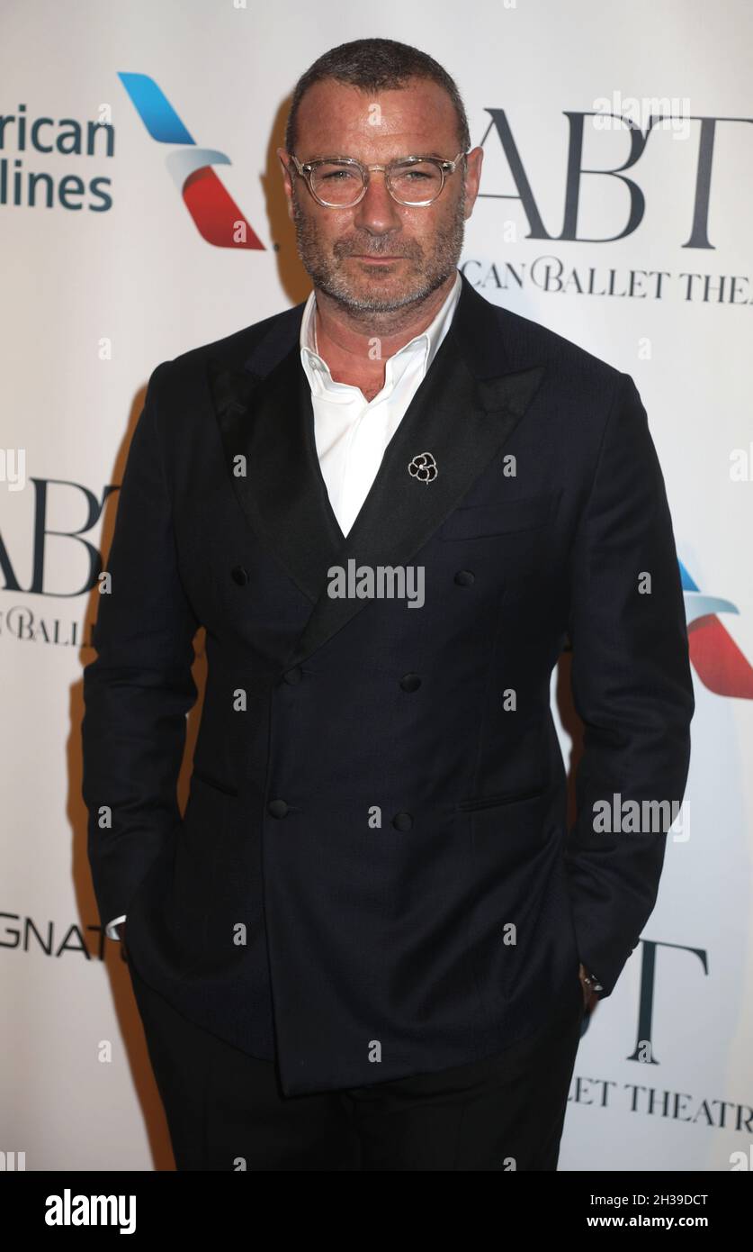 October 26, 2021, New York, New York, USA: Actor LIEV SCHREIBER attends ...
