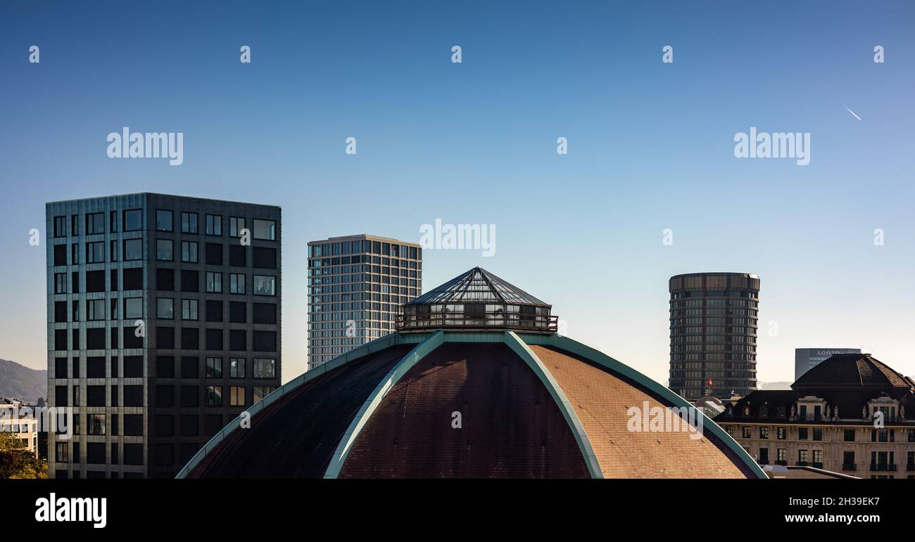 Münster Cathedrale with Ferris Wheel in Basel Stock Photo - Alamy