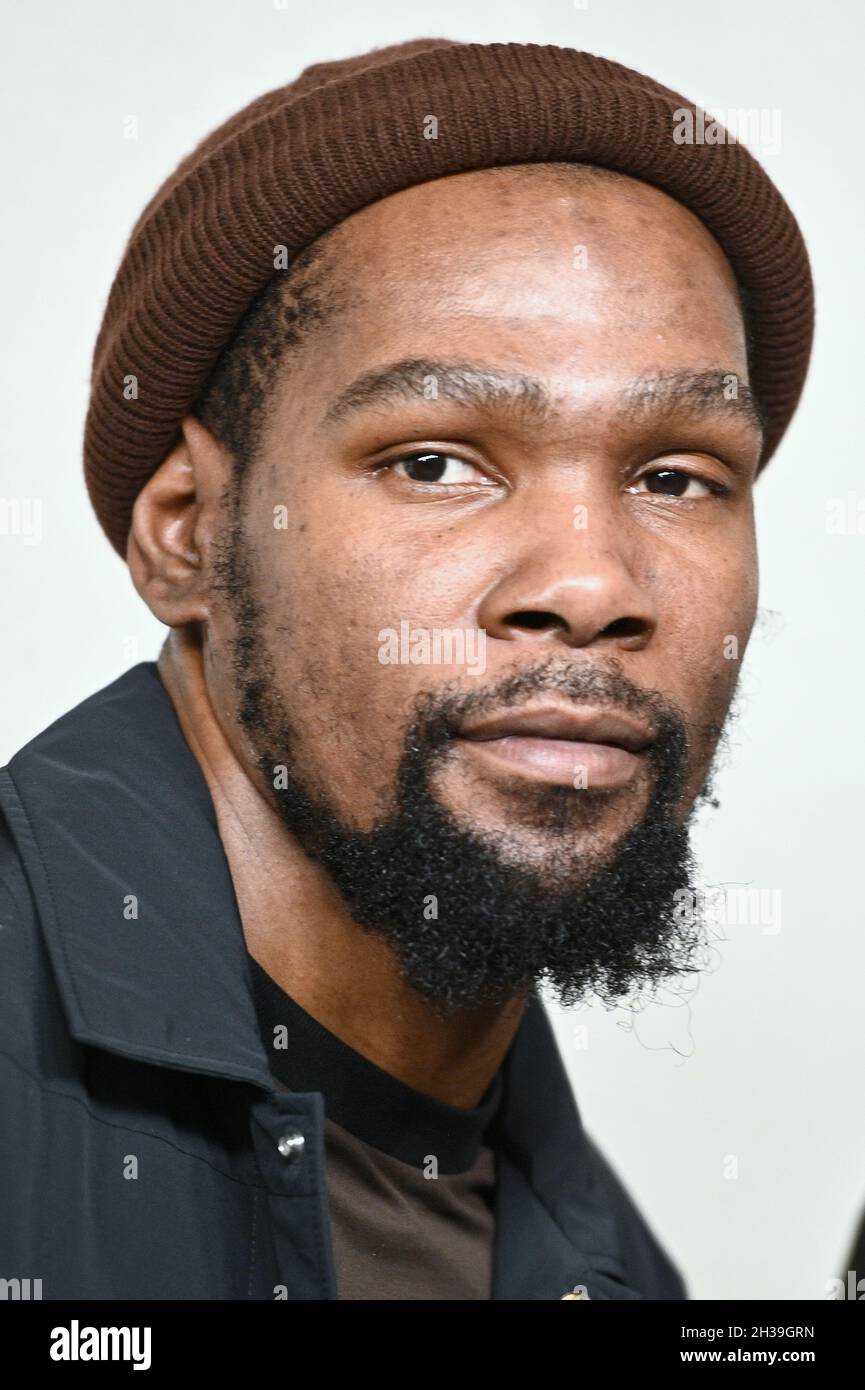 New York, USA. 26th Oct, 2021. Professional basketball player and ...