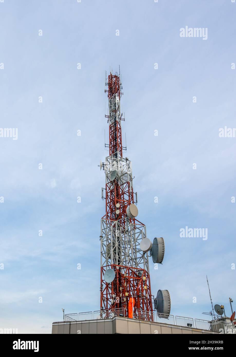 6g construction hi-res stock photography and images - Alamy