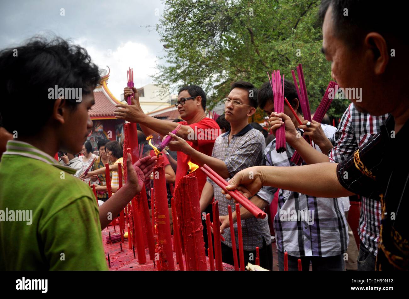 Residents of chinese descent hi-res stock photography and images - Alamy