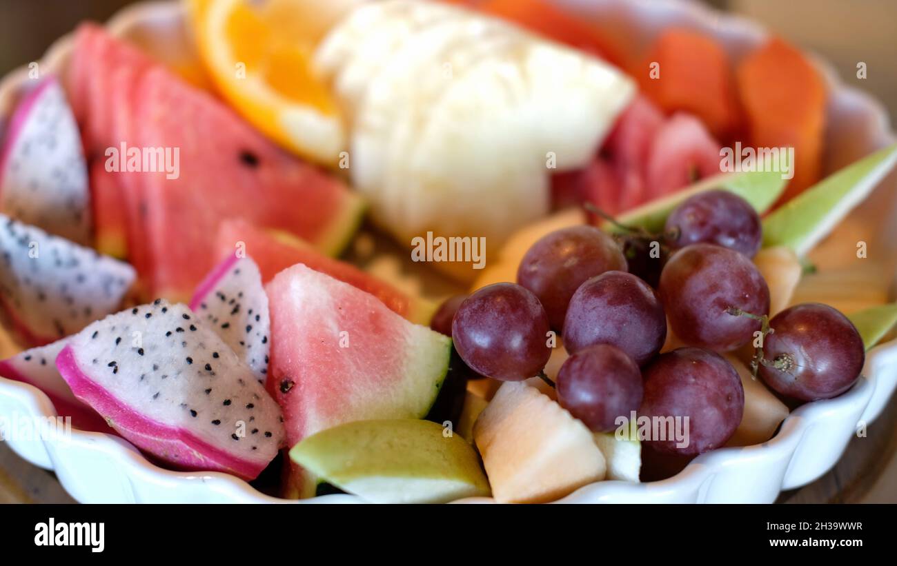 Buffet Tropical Fresh Fruit Plate Stock Photo - Alamy