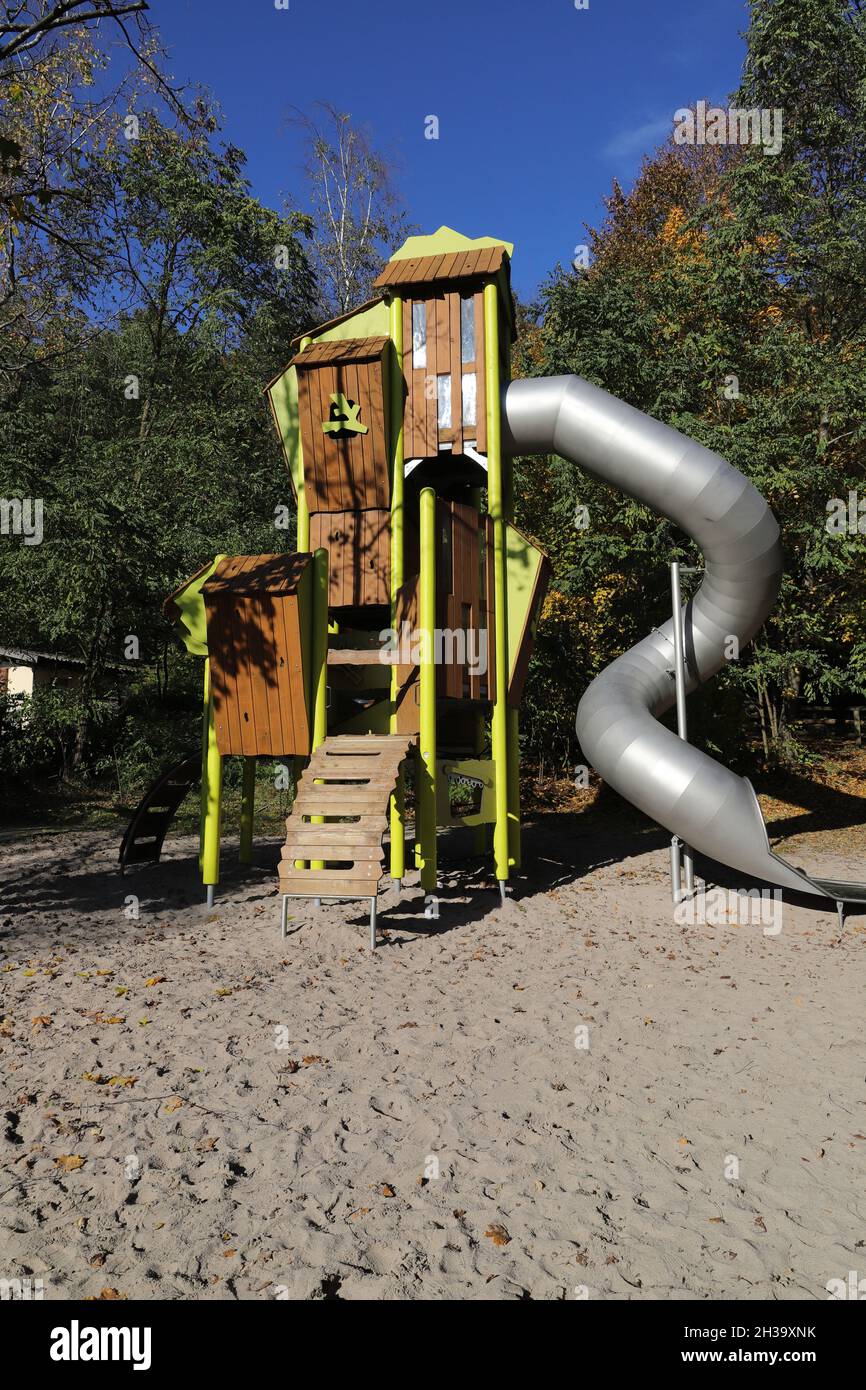 a new climbing tower in a playground Stock Photo - Alamy