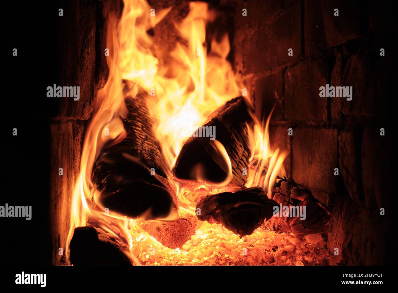 Wood burning stove ash hi-res stock photography and images - Alamy