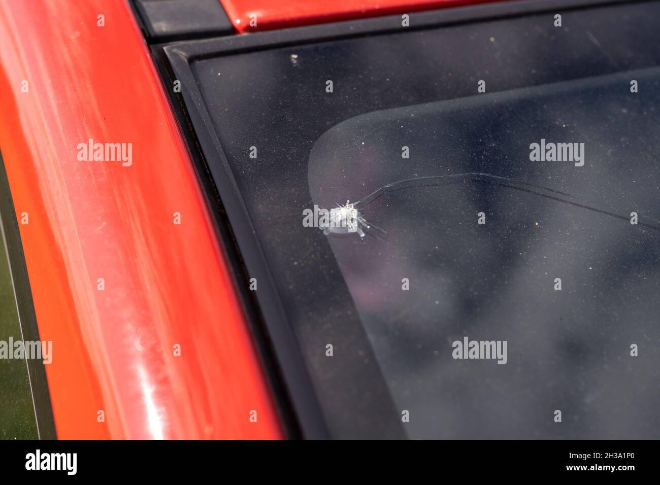 Damaged windscreen from stone shot Stock Photo - Alamy