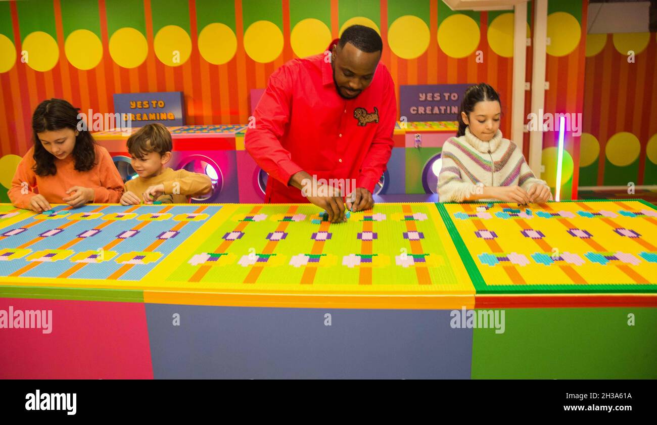 London, UK. 27th Oct, 2021. The Launderette of Dreams hopes to show ...