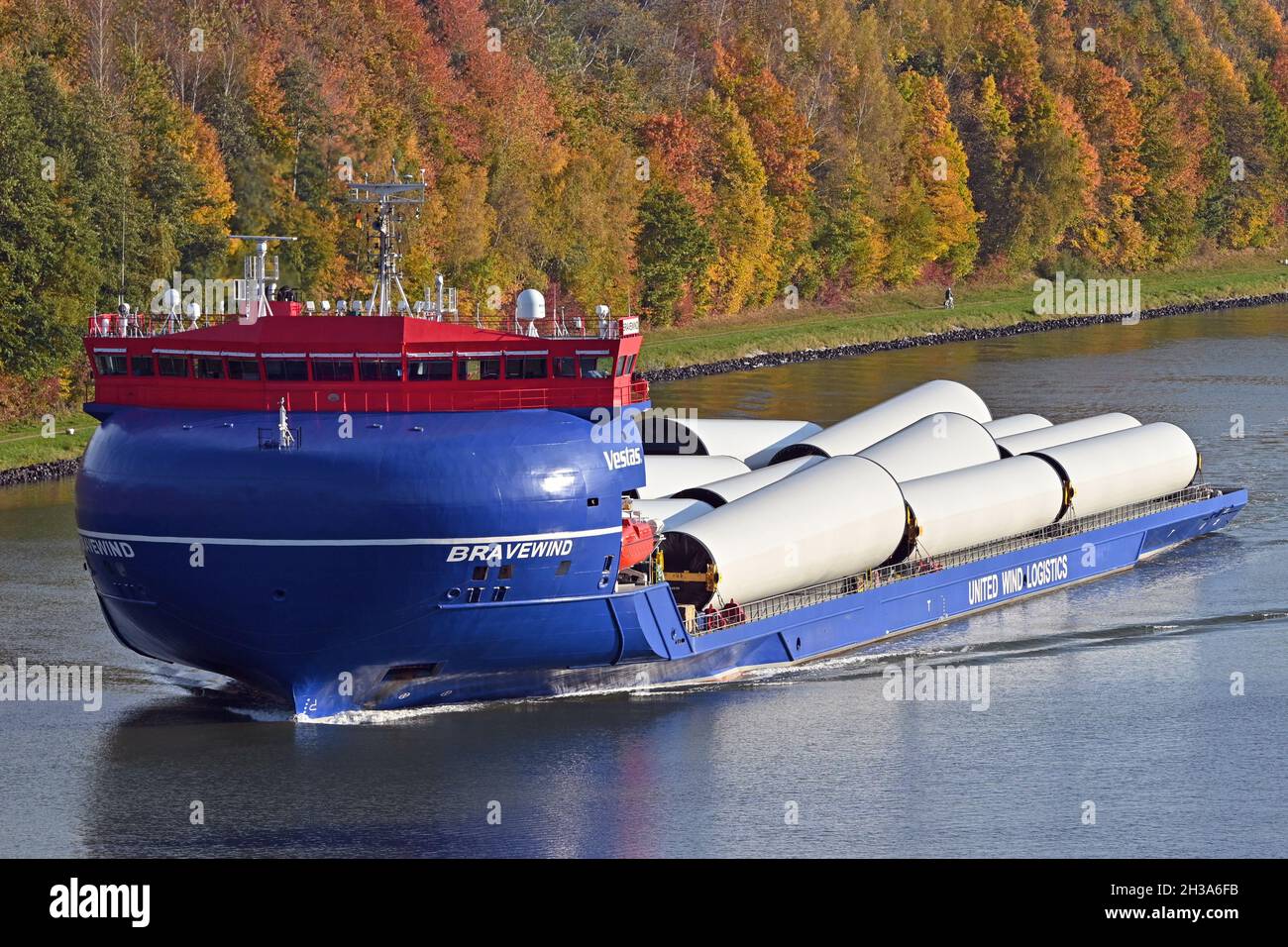 Heavy Load Carrier BRAVEWIND Stock Photo - Alamy