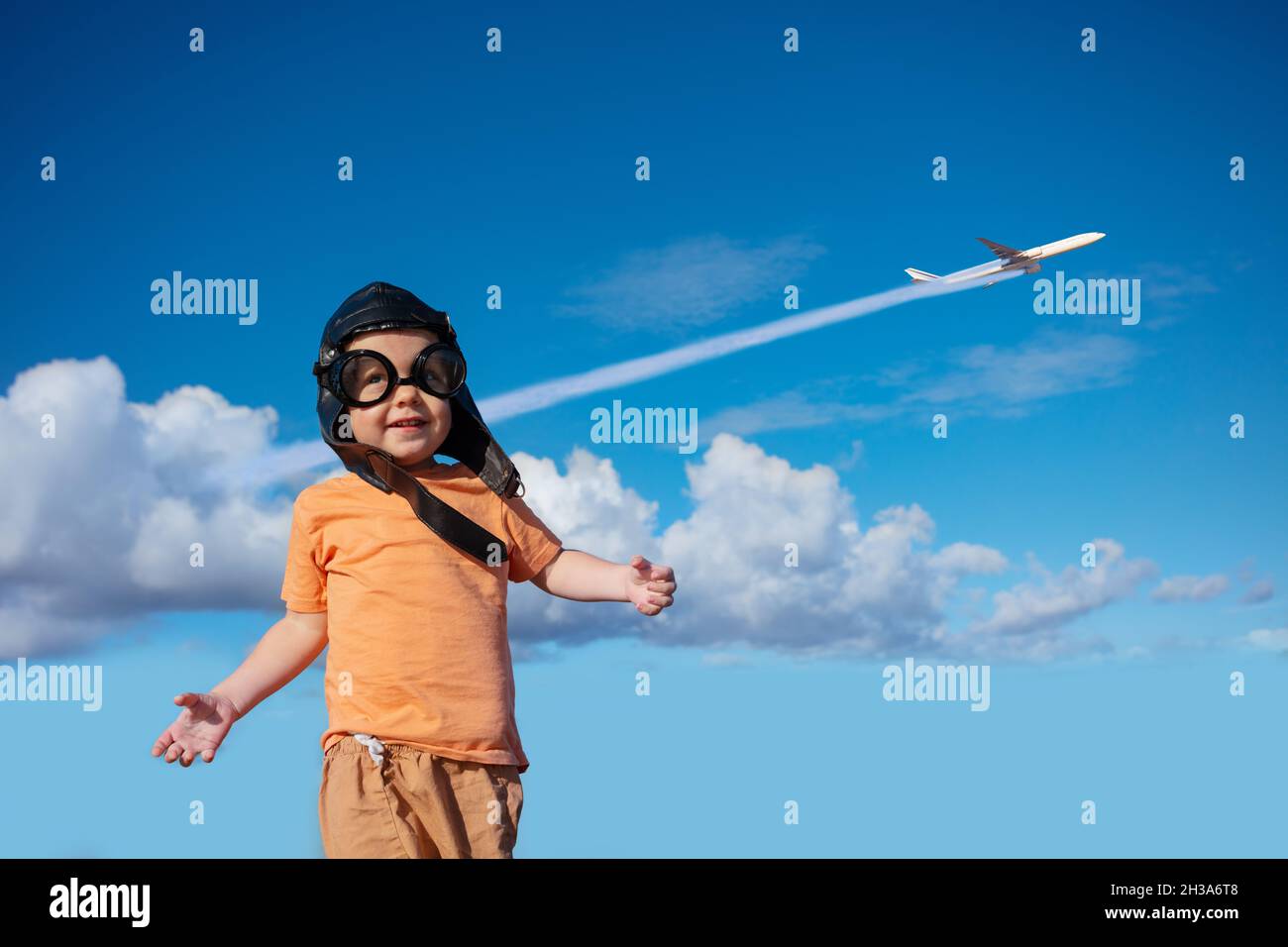 Boy sky plane hi-res stock photography and images - Alamy