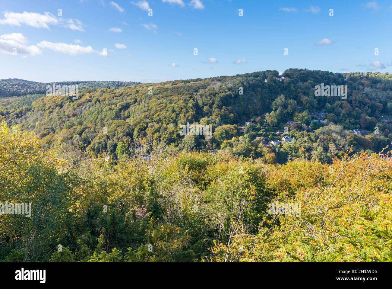 Symonds Yat is a small village which straddles the River Wye in ...