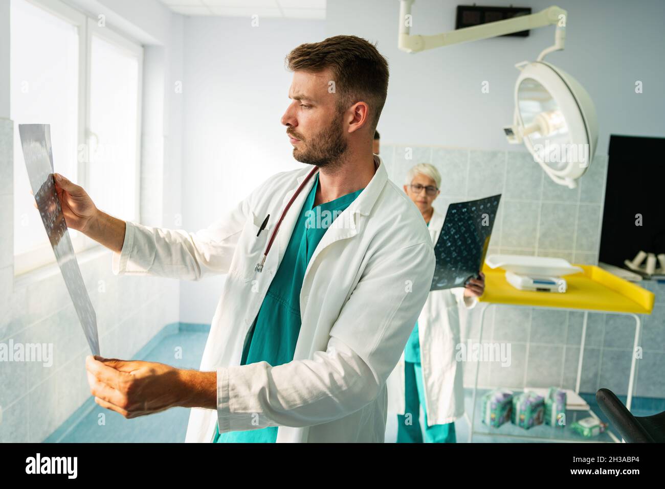 Hospital radiology radiography hi-res stock photography and images - Alamy