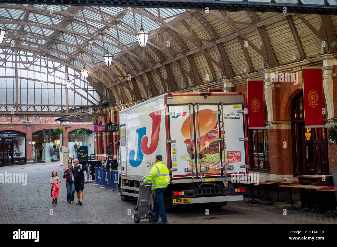 Jj foodservice hi-res stock photography and images - Alamy