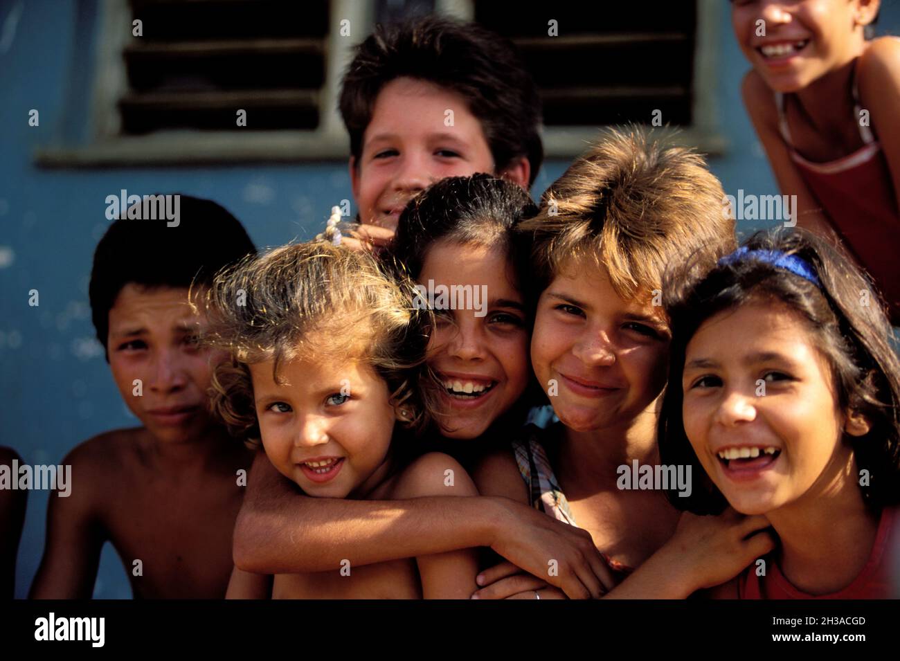 Cuban families hi-res stock photography and images - Alamy