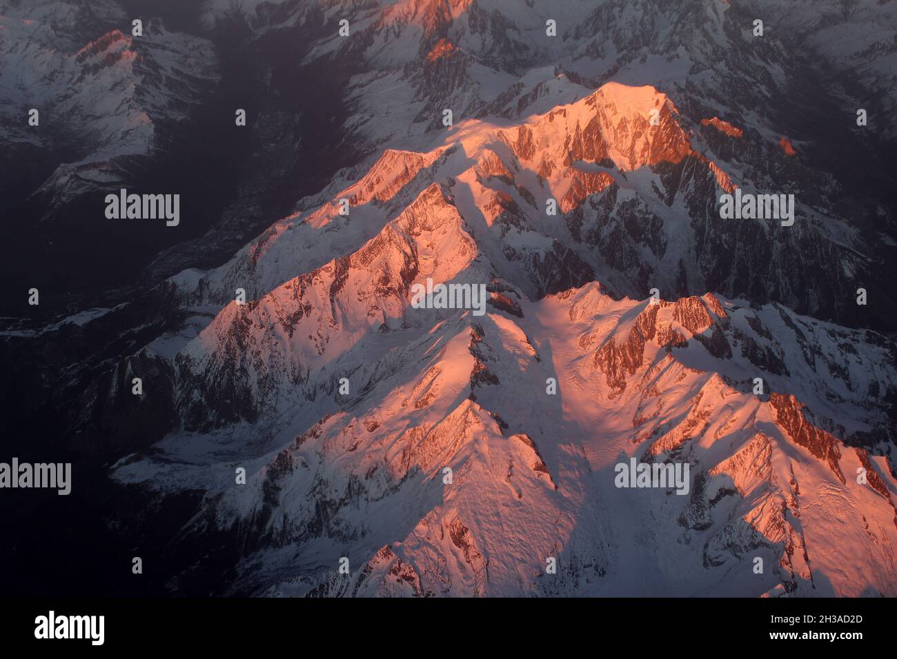 Mount bianco hi-res stock photography and images - Alamy