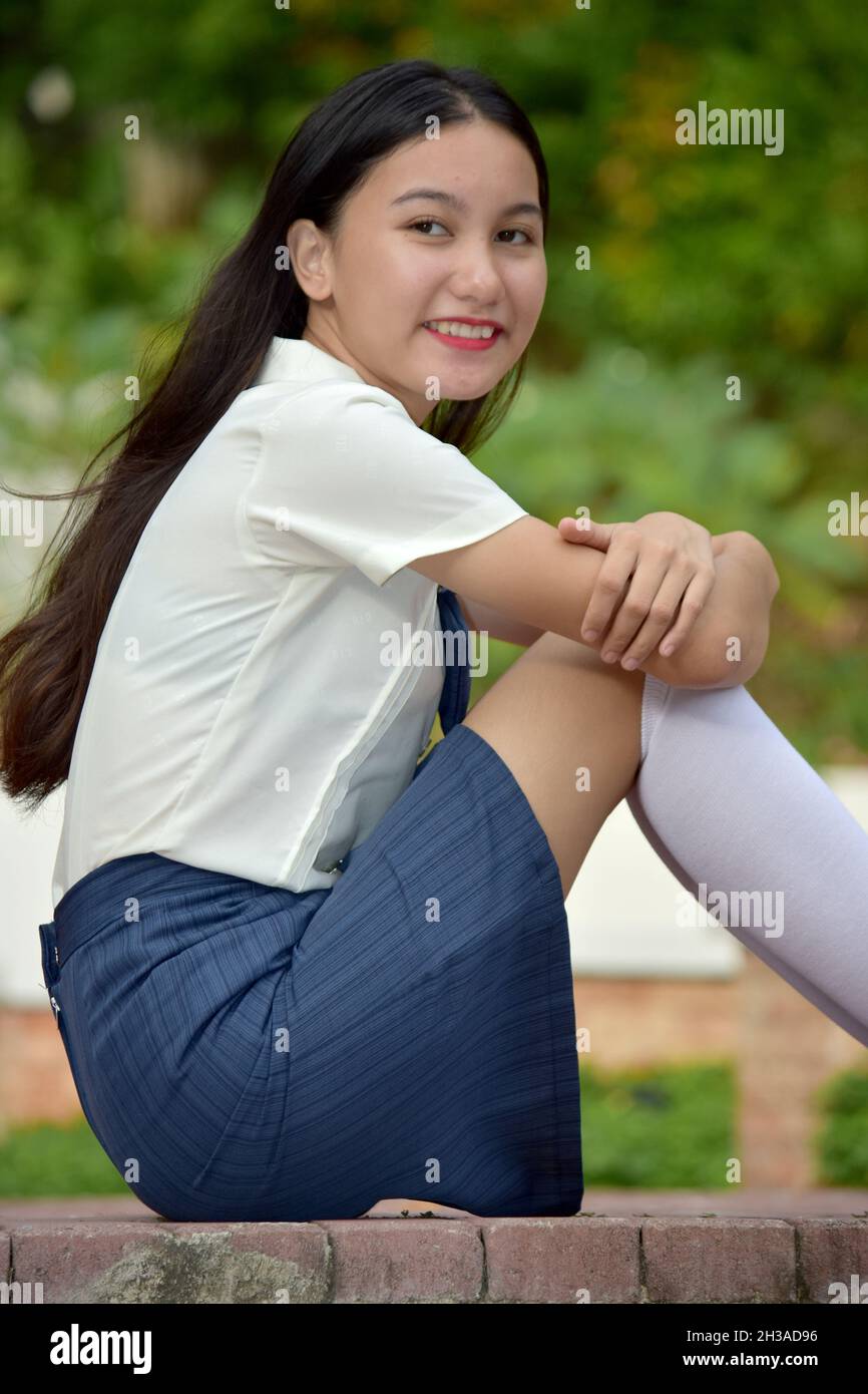 Miniskirt sitting hi-res stock photography and images - Alamy