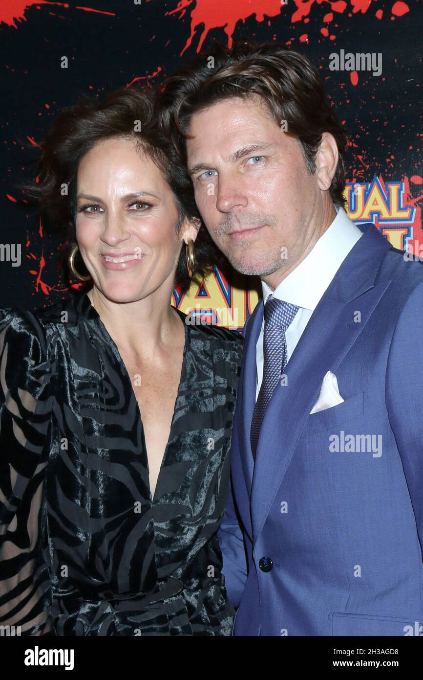 October 26, 2021, Burbank, CA, USA: LOS ANGELES - OCT 26: Annabeth Gish ...