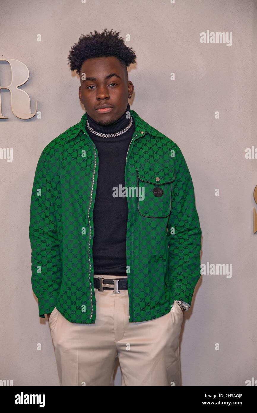 Ozie nzeribe hi-res stock photography and images - Alamy