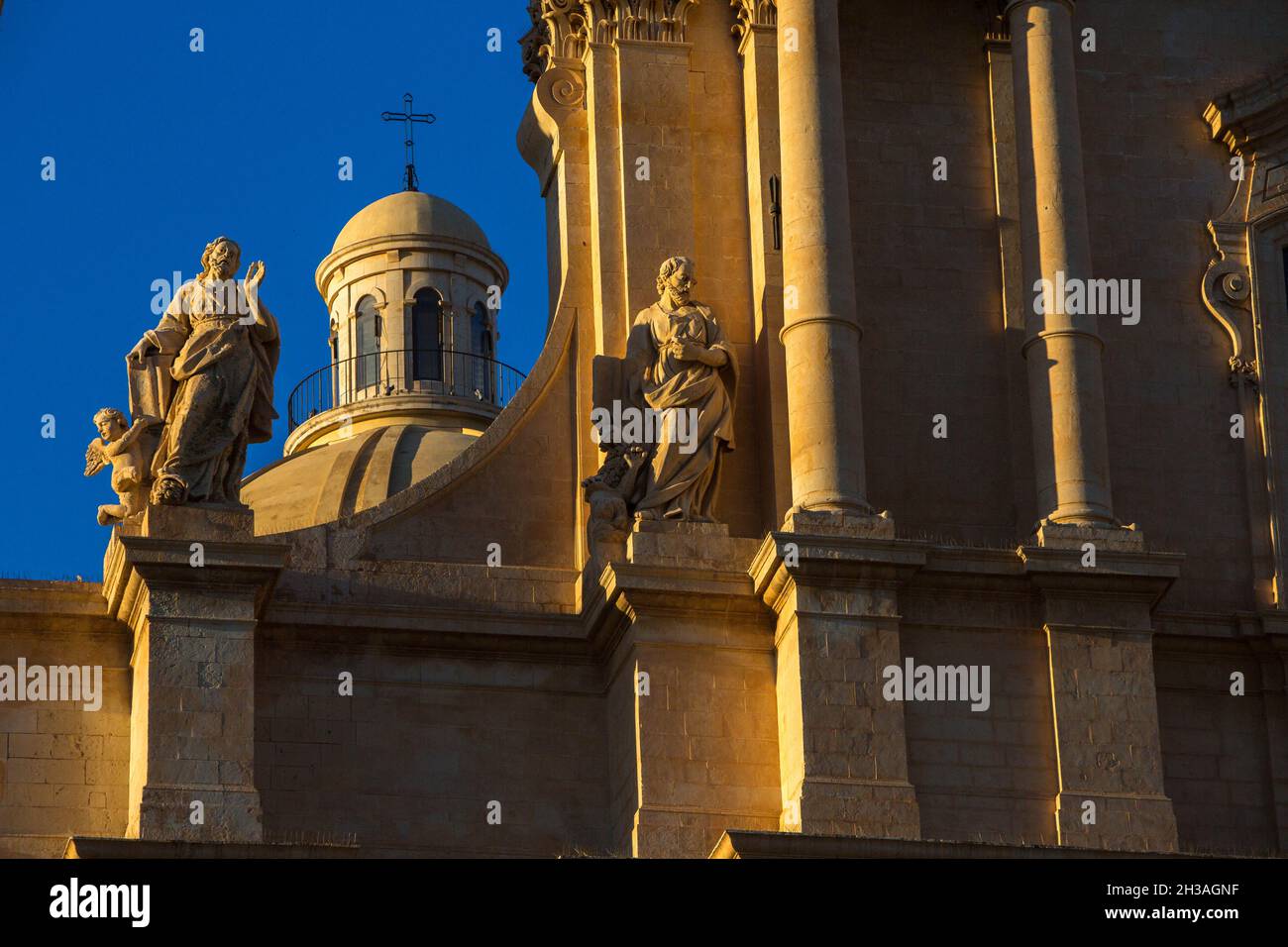 ITALY. SICILY. NOTO VILLAGE (UNESCO WORLD HERITAGE) SAN NICOLO ...