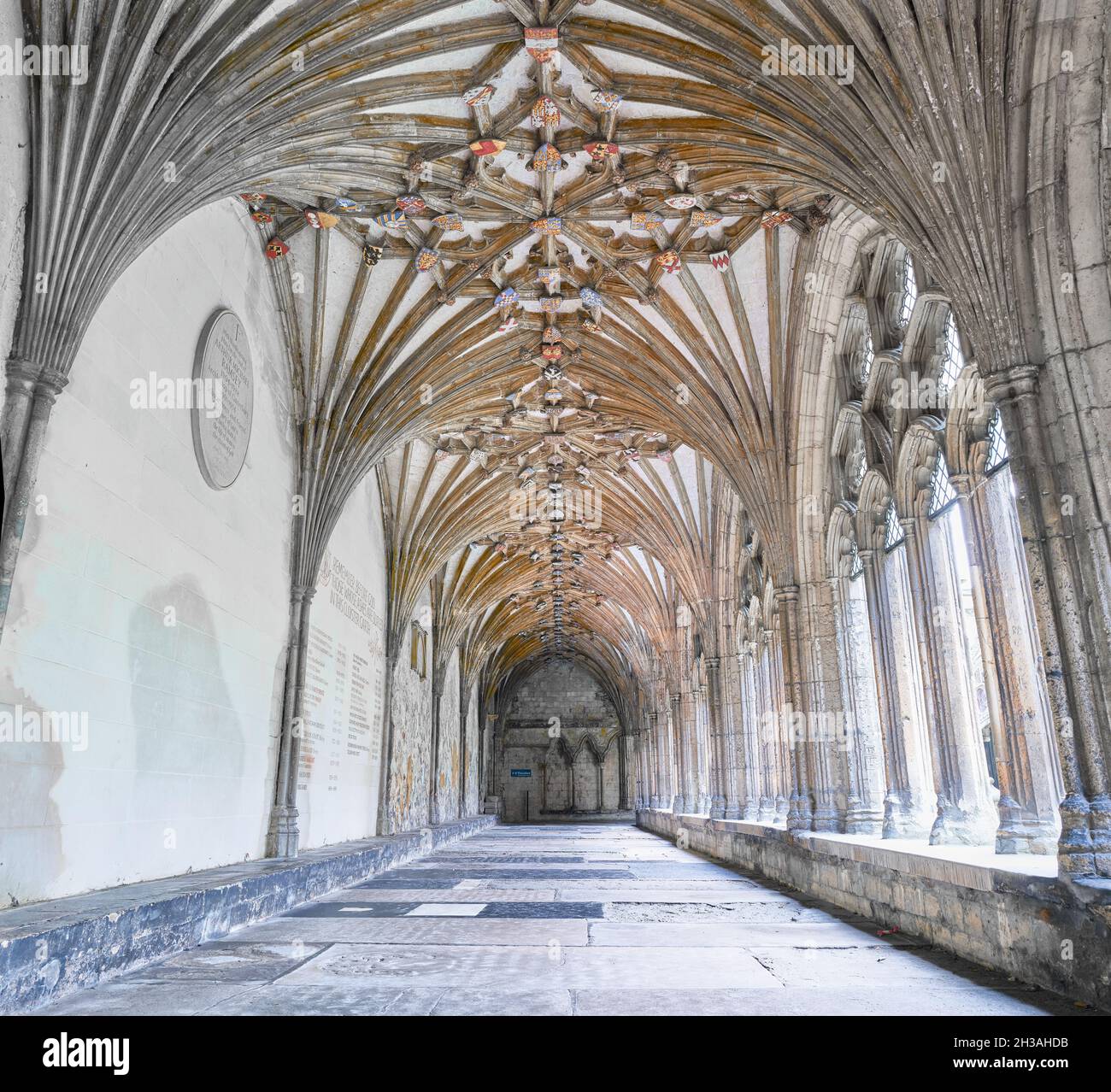 Corridor in the cloister of the cathedral at Canterbury, England Stock ...