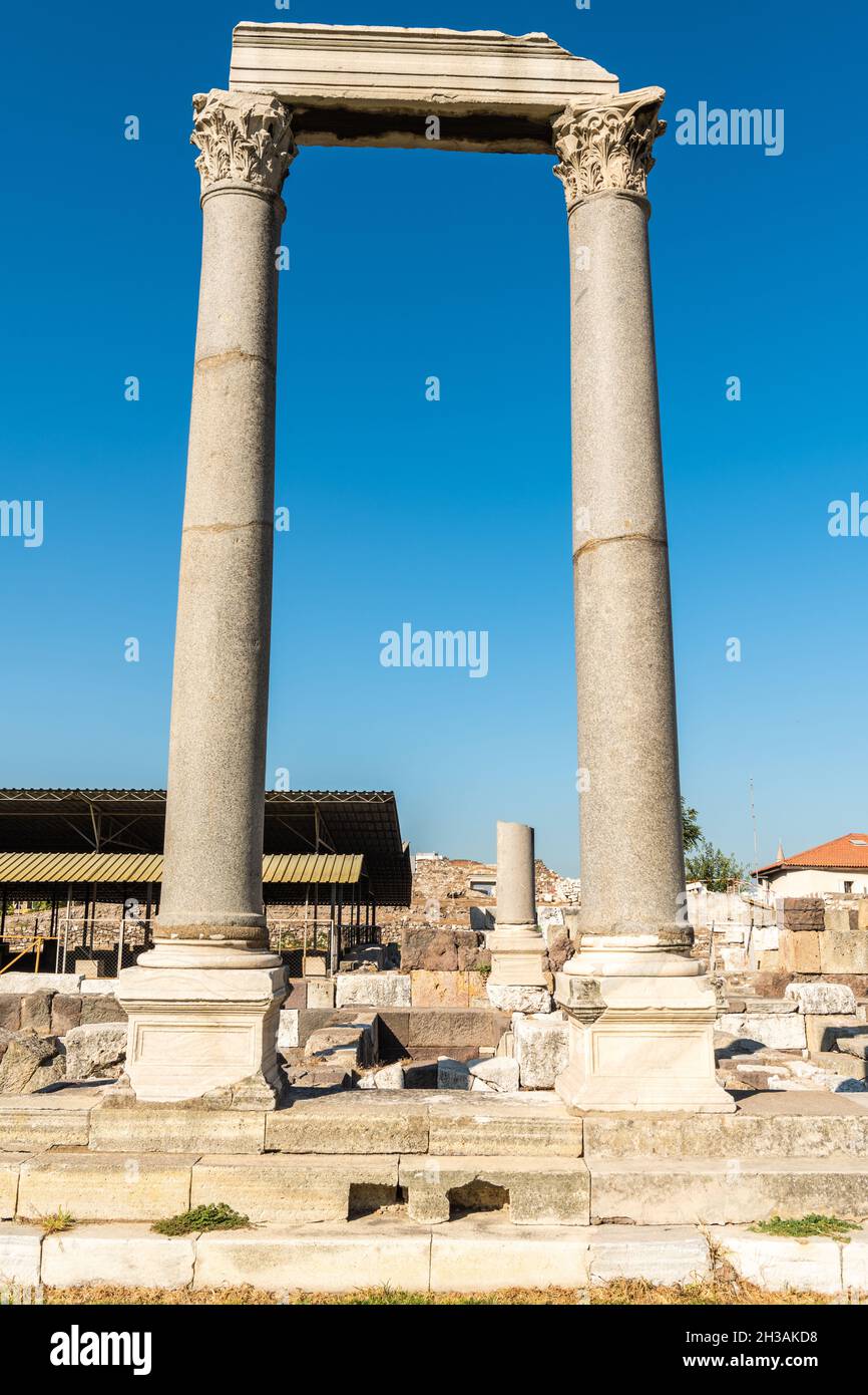 Corinthian columns at the ancient Agora site in Izmir, Turkey ...