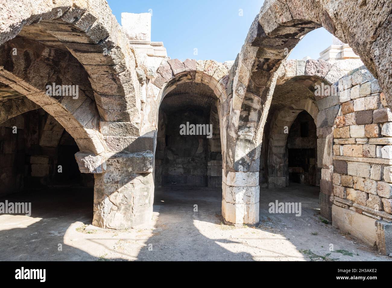 Vaulted chamber hi-res stock photography and images - Alamy