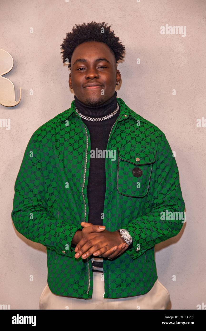 Ozie nzeribe hi-res stock photography and images - Alamy