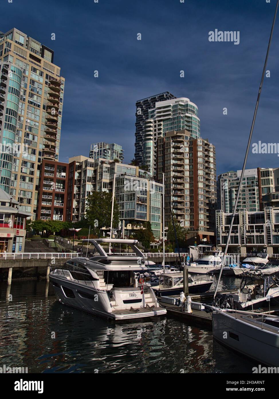 False front hi-res stock photography and images - Alamy