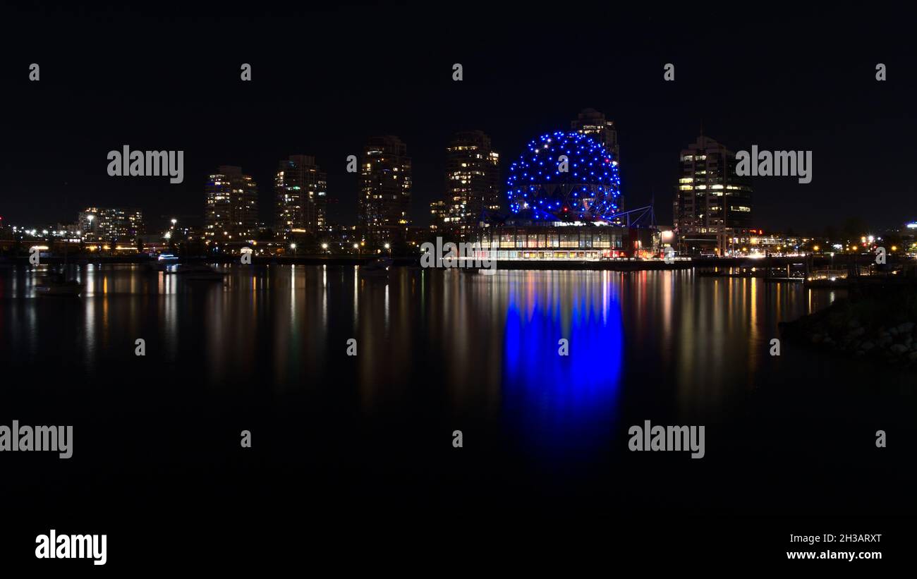 Stunning view of False Creek bay, Vancouver with blue shining Science ...