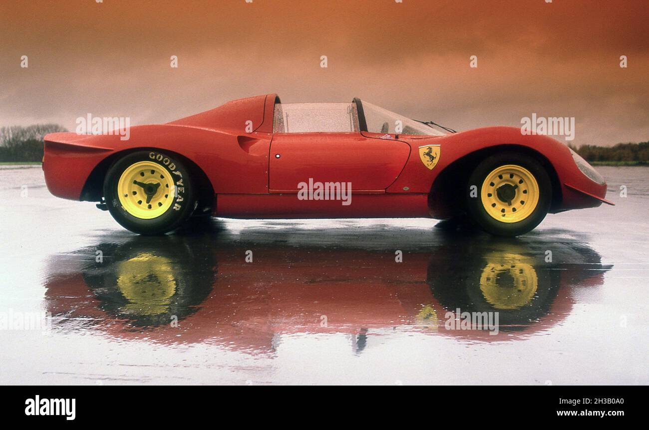 1966 Ferrari Dino 206S Stock Photo - Alamy