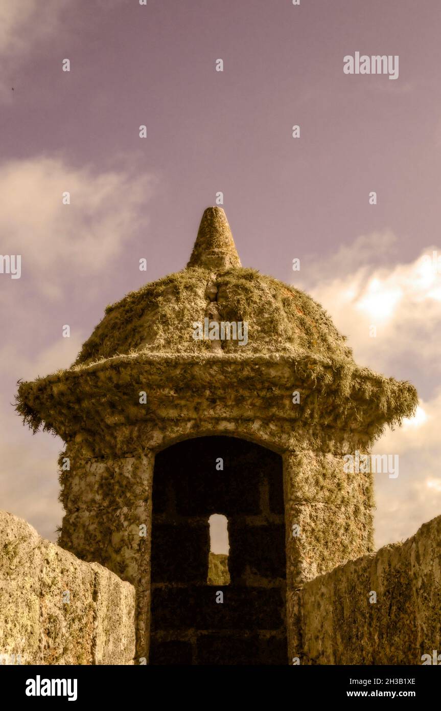 Sentry tower and walls hi-res stock photography and images - Alamy