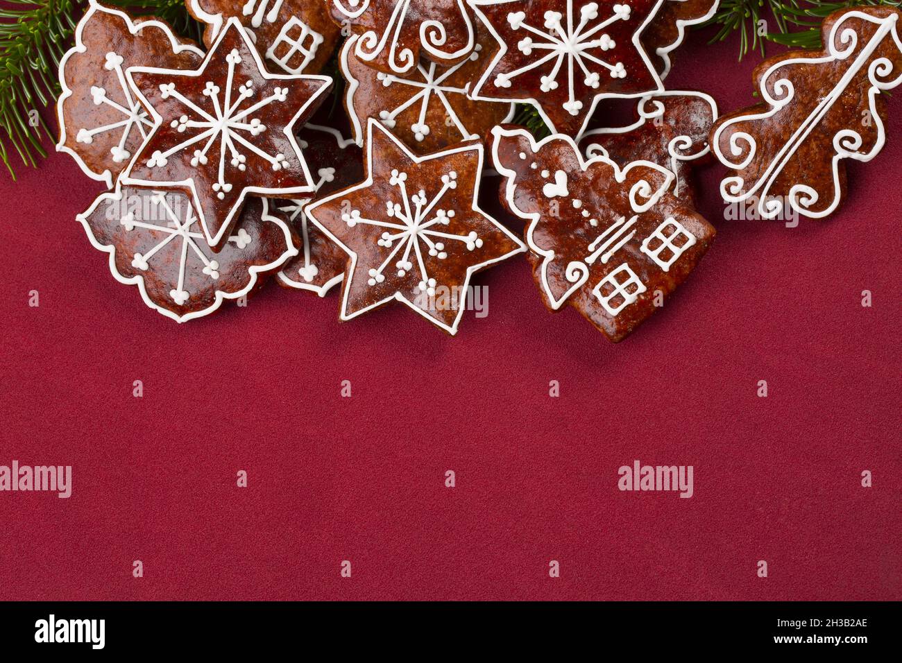 christmas background with gingerbread Stock Photo - Alamy