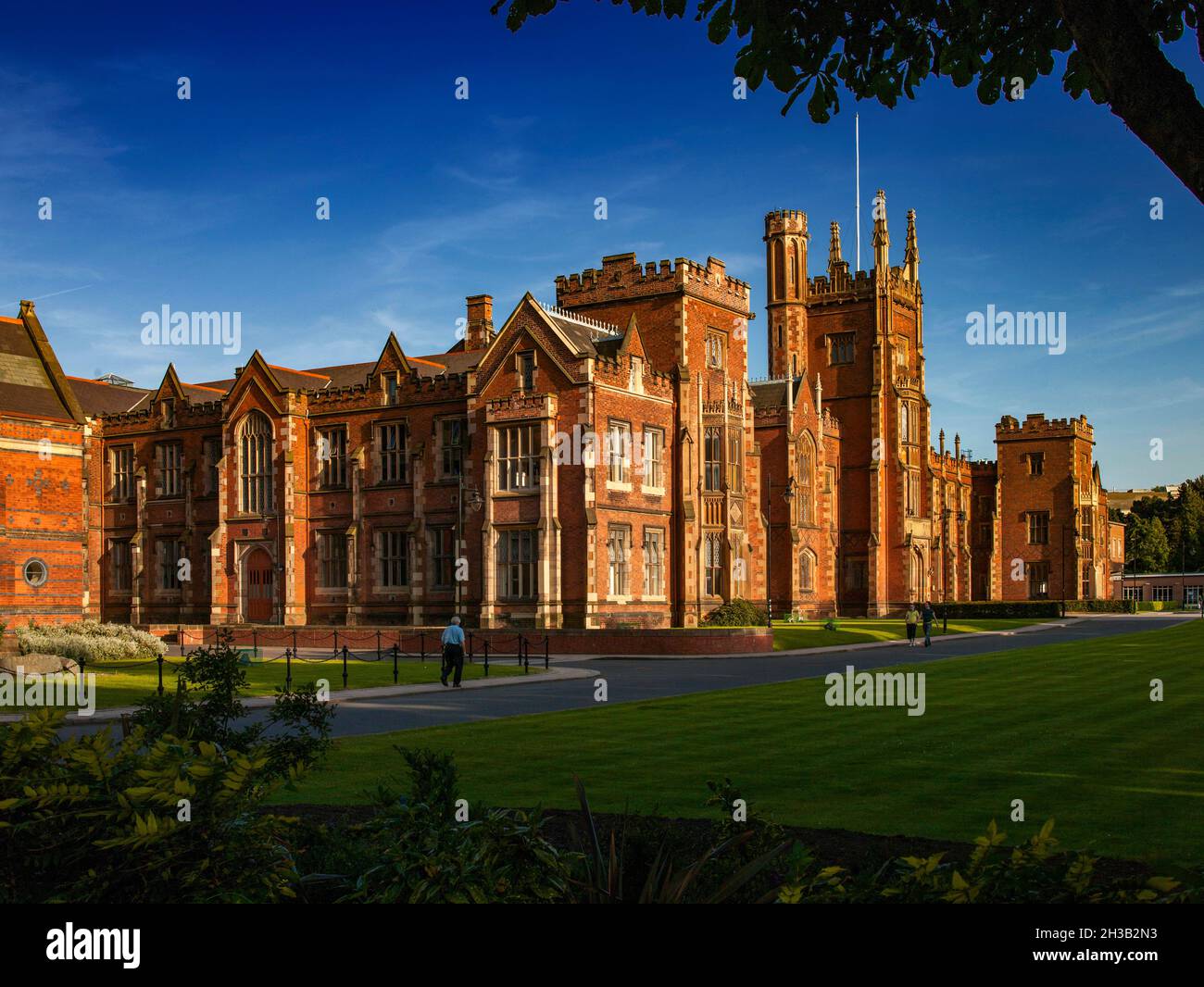 Queens University Belfast a Charles Lanyon Building in Belfast Northern ...