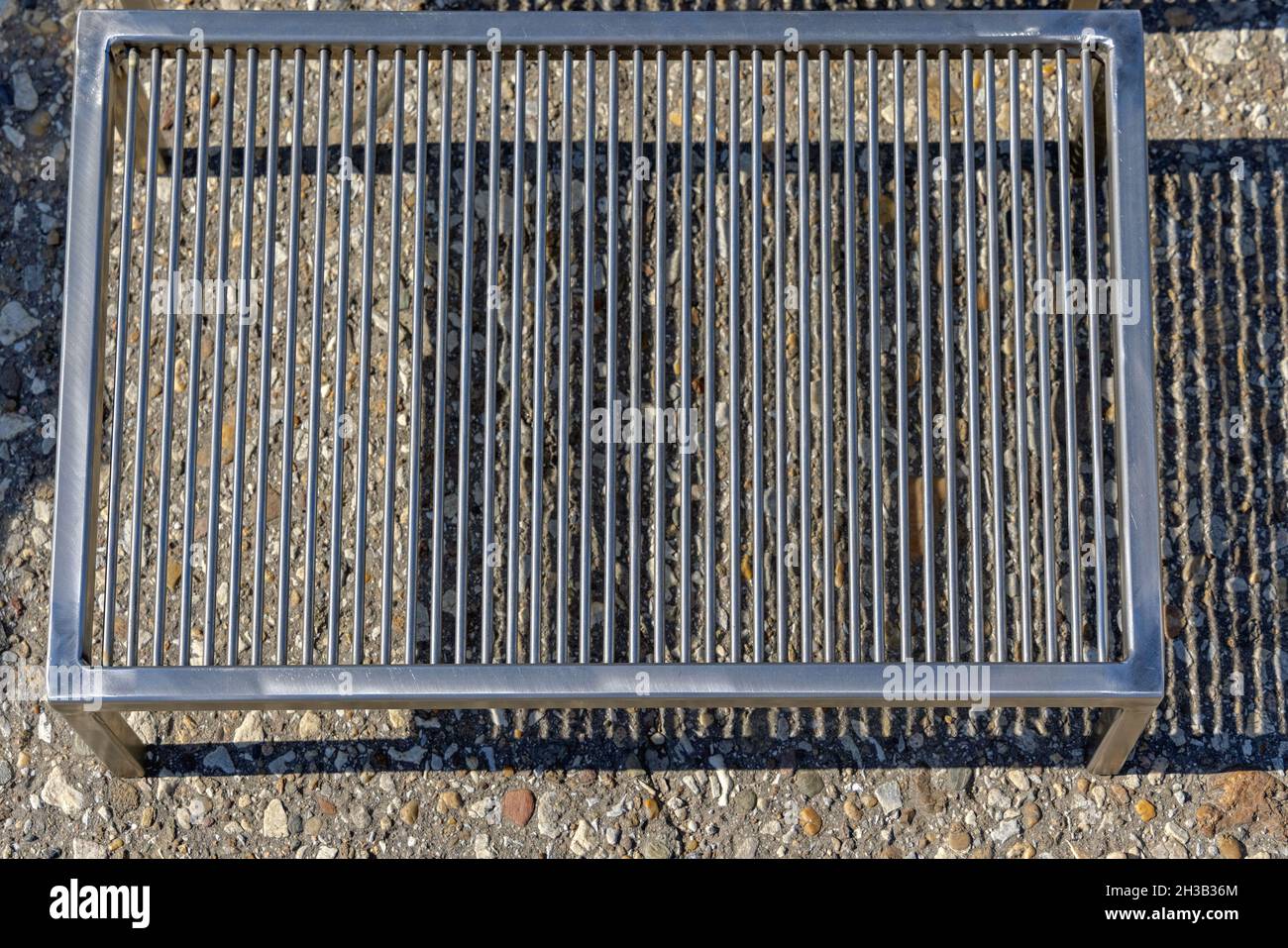New Clean Stainless Steel Barbecue Grill Top View Stock Photo - Alamy