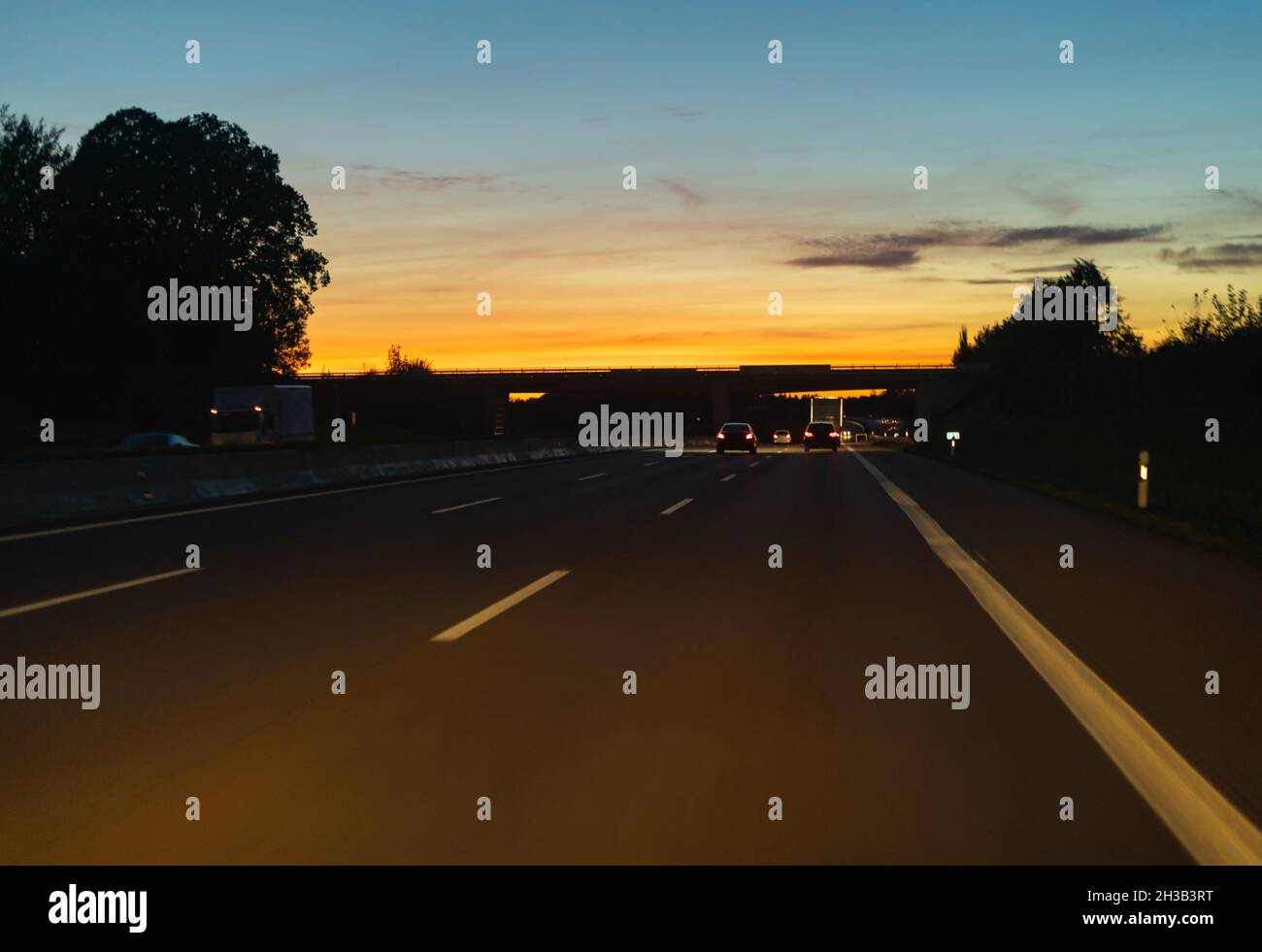 Traffic lights sunset emissions hi-res stock photography and images - Alamy