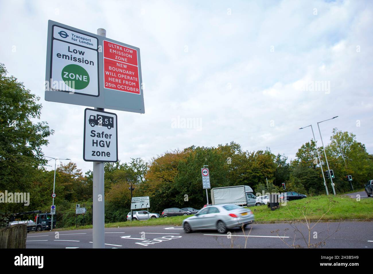 Expansion bus double hi-res stock photography and images - Alamy