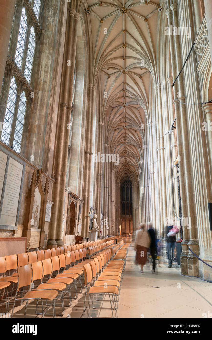 South aisle next the nave of Canterbury cathedral, England Stock Photo ...