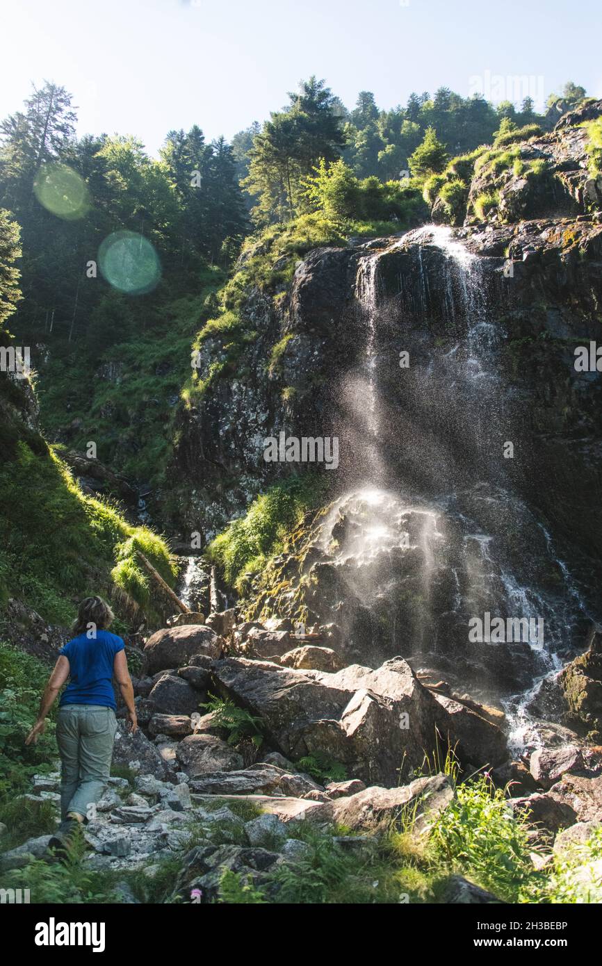 Dars cascade hi-res stock photography and images - Alamy