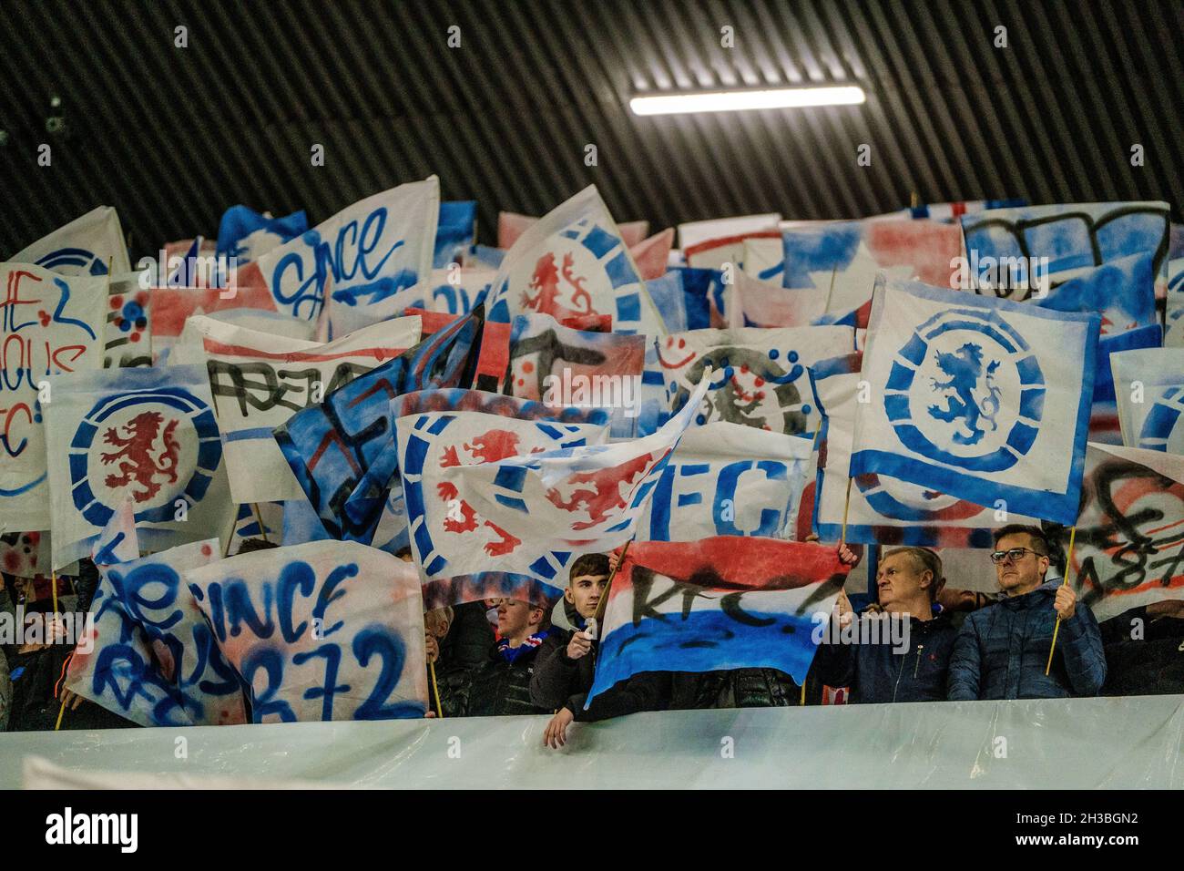 Glasgow rangers fans 2021 hi-res stock photography and images - Alamy