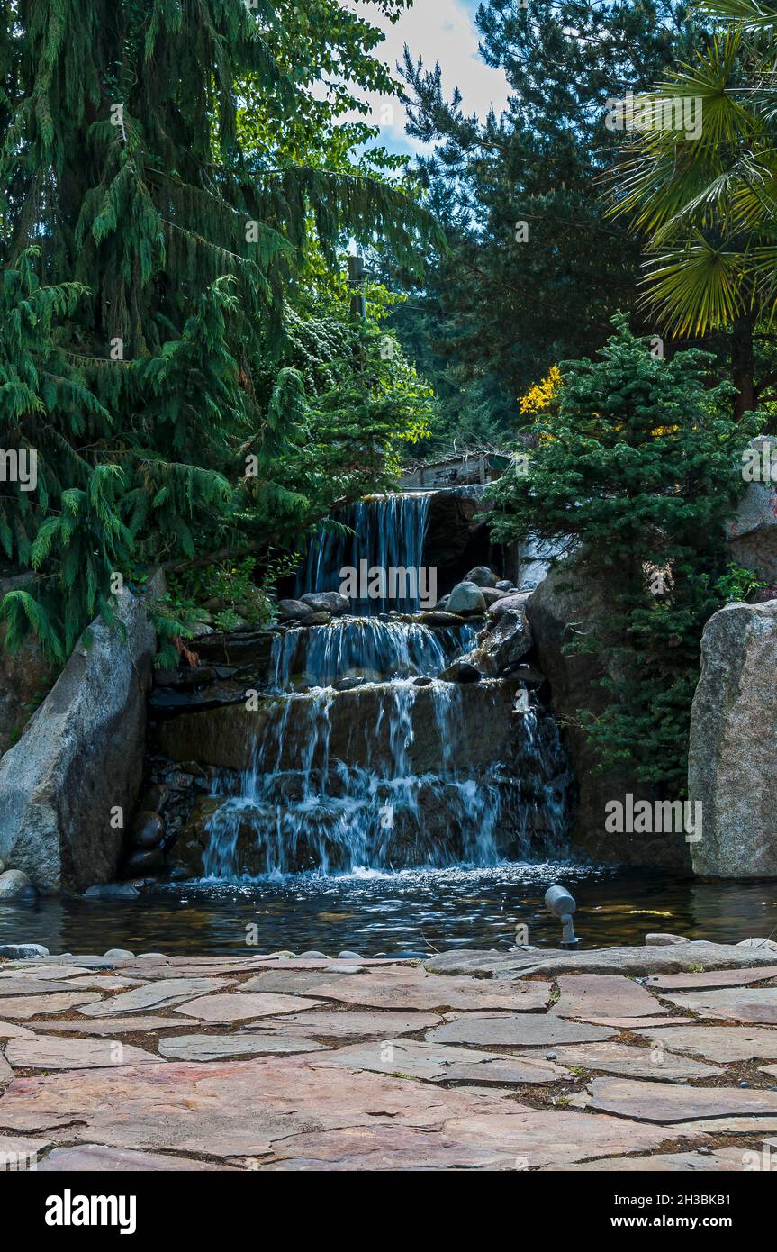 Stepped water feature hi-res stock photography and images - Alamy