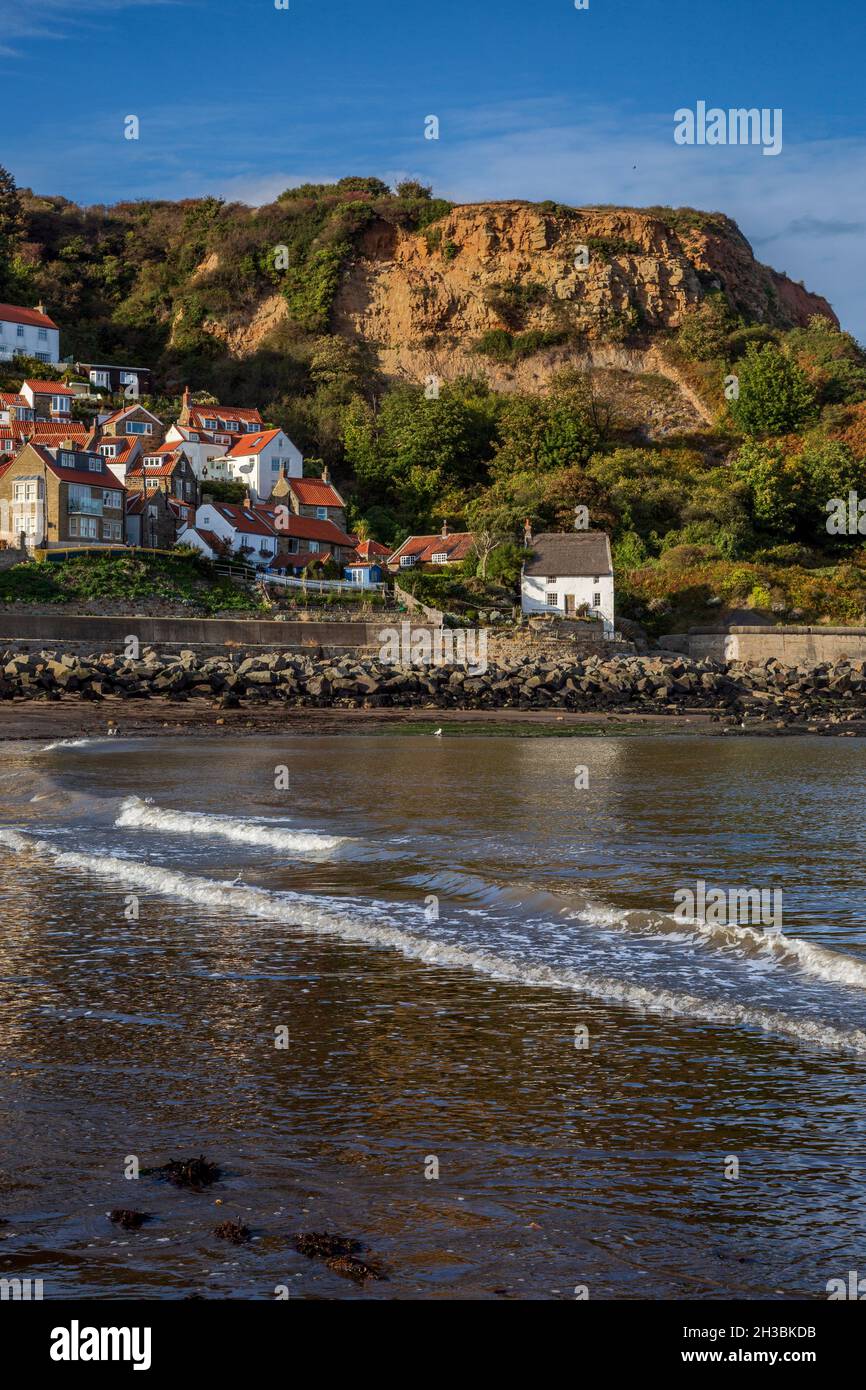 Runswick bay cottage hi-res stock photography and images - Alamy