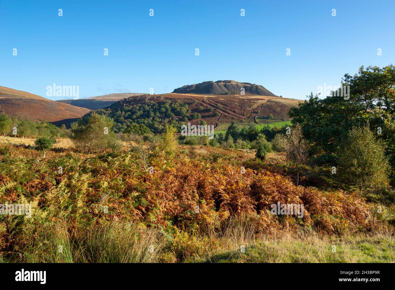 Crowden Great Quarry as seen from the Pennine Way in North Derbyshire ...