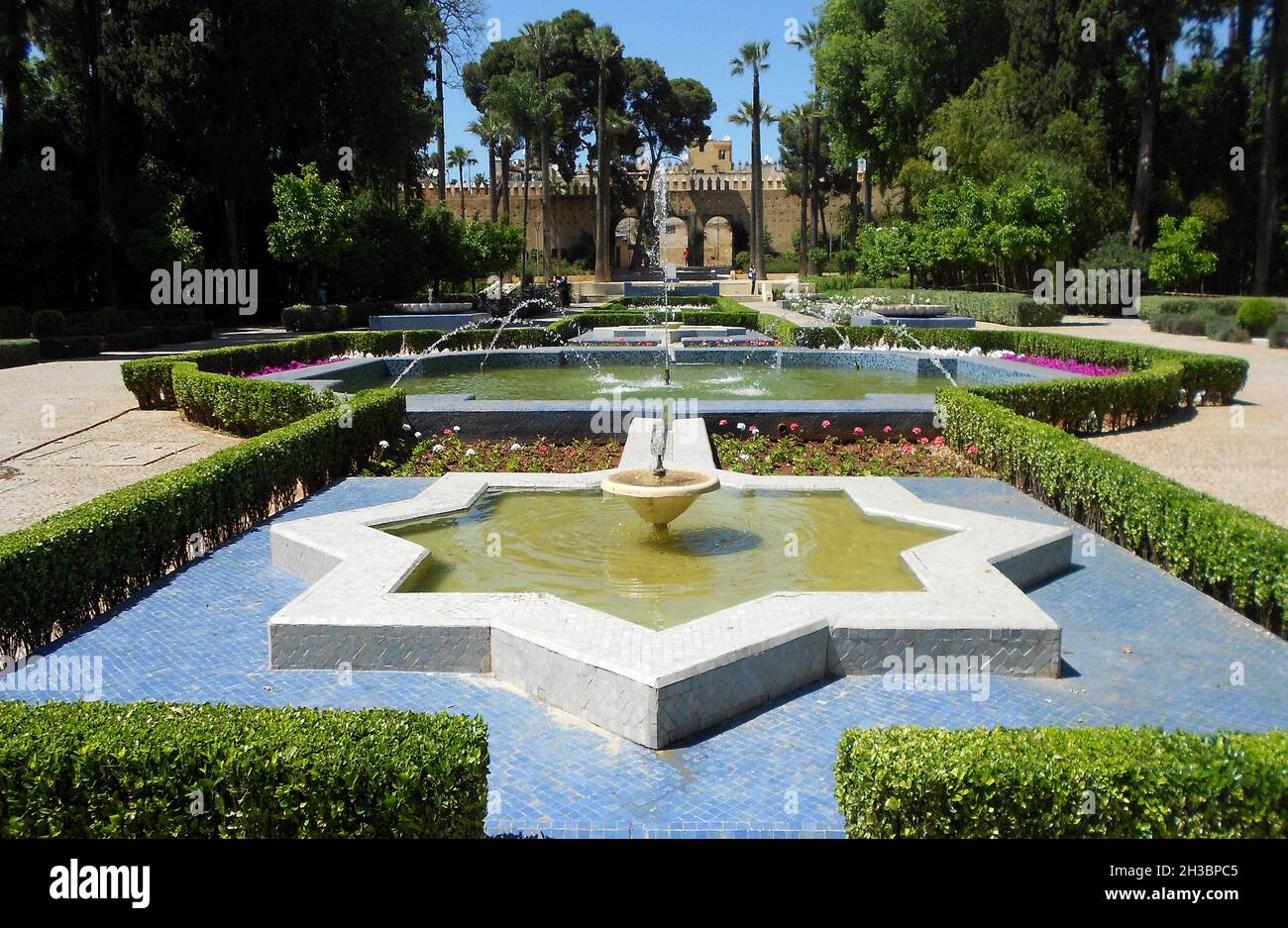 Morocco garden hi-res stock photography and images - Alamy