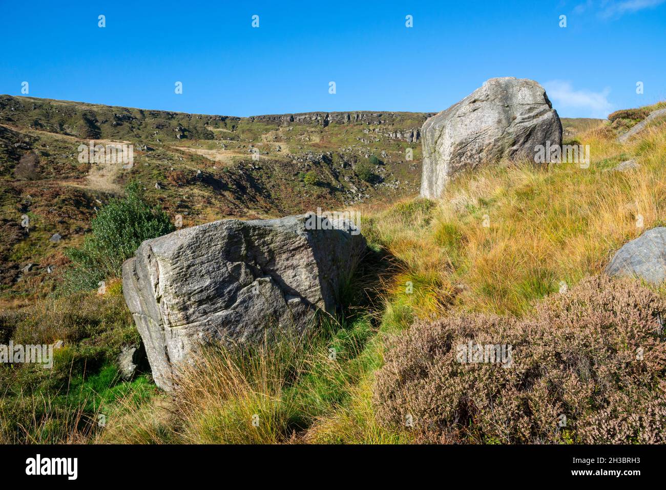 Boulders and autumn grasses on the Pennine Way at Crowden, North ...