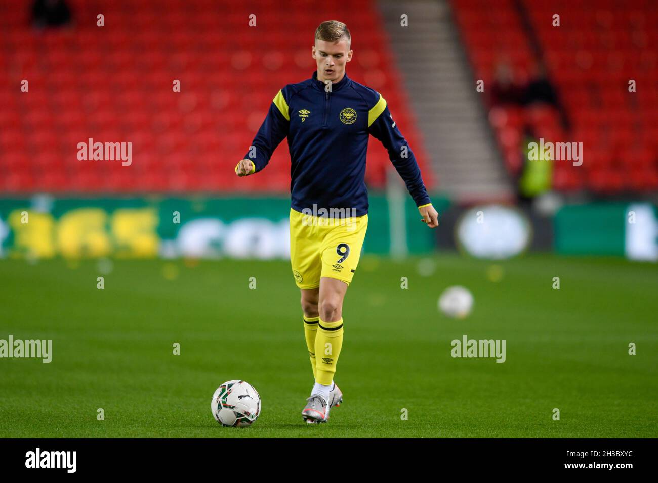 Marcus forss brentford hi-res stock photography and images - Alamy