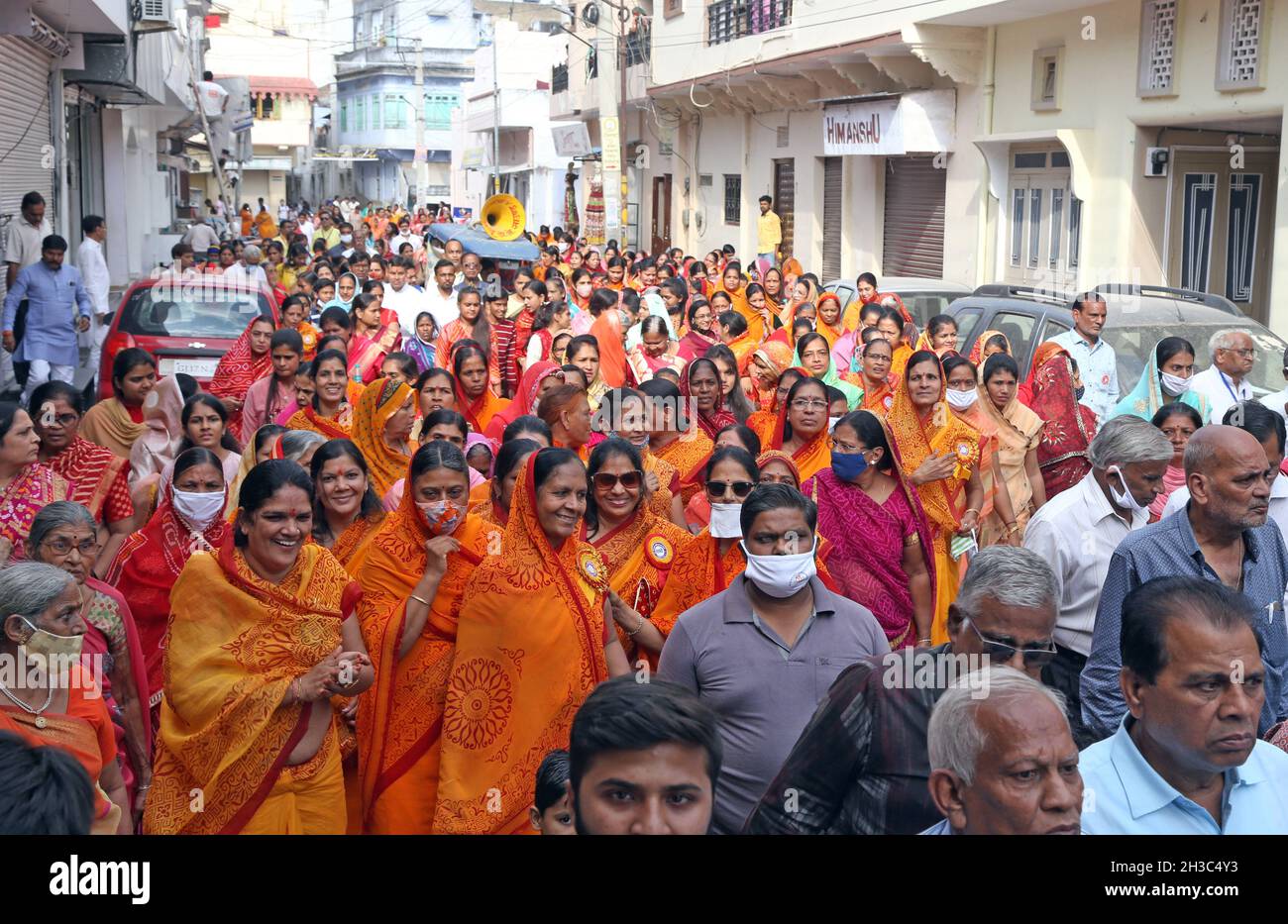 Jainism mask hi-res stock photography and images - Alamy