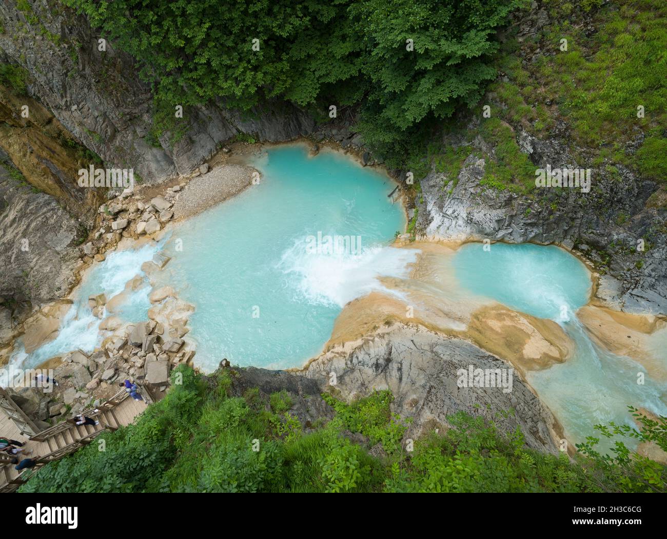 Top view beautiful lake flowing hi-res stock photography and images - Alamy