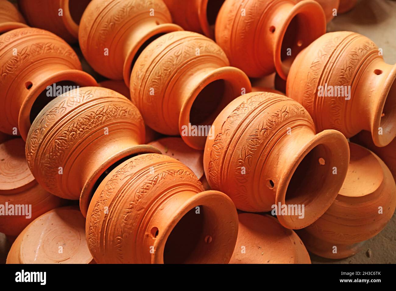 Clayware hi-res stock photography and images - Alamy