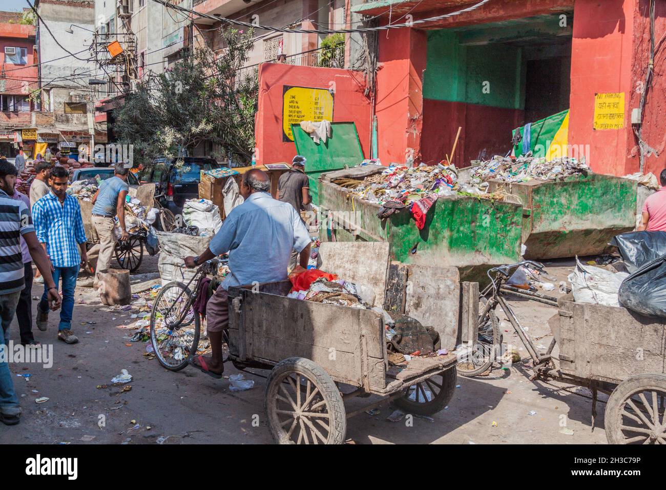 DELHI, INDIA - OCTOBER 22, 2016: Dumpsters full of garbage in the ...