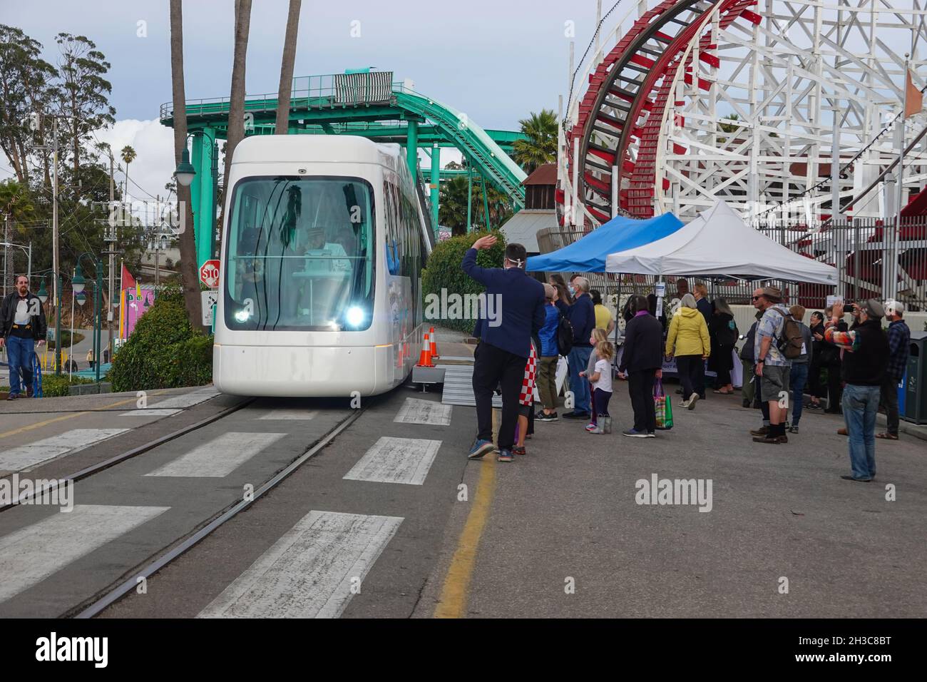 TIG/m Modern self powered Street Railway tram in Santa Cruz California ...