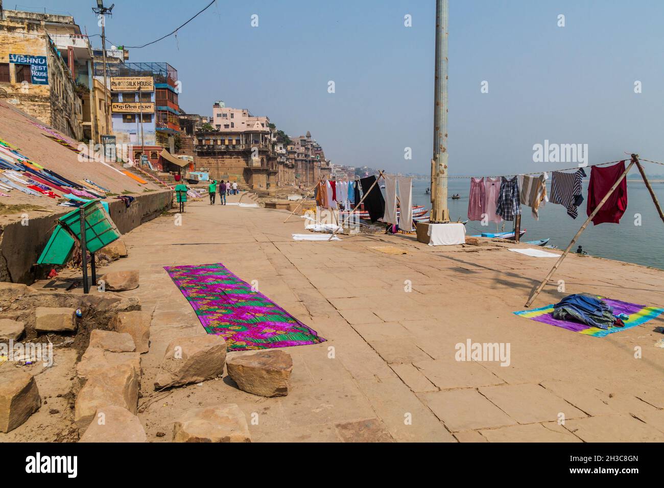 VARANASI, INDIA - OCTOBER 25, 2016: Clothes being dried at Ghats ...